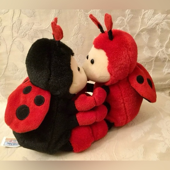 Toys R Us | Toys | Valentine Love Ladybugs Plush Stuffed Animal Alley ...
